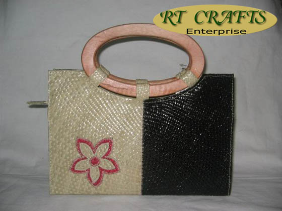 RTCrafts Enterprise : Handbags