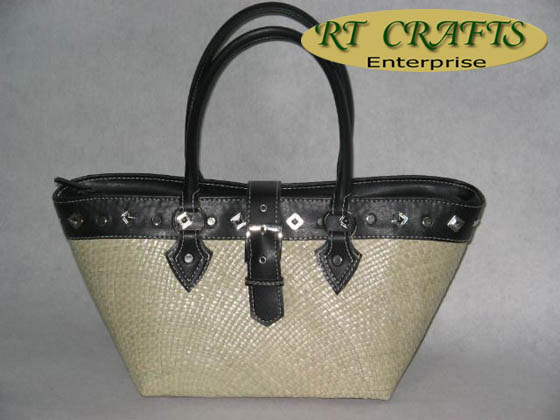 RTCrafts Enterprise : Handbags
