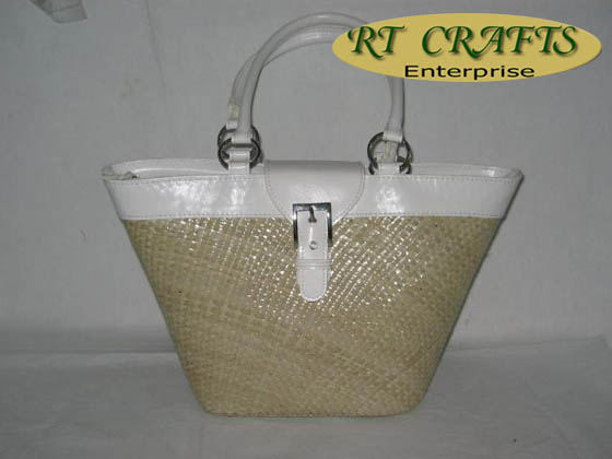 RTCrafts Enterprise : Handbags