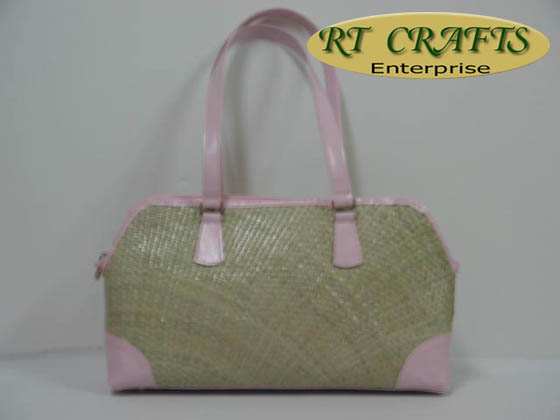 RTCrafts Enterprise : Handbags